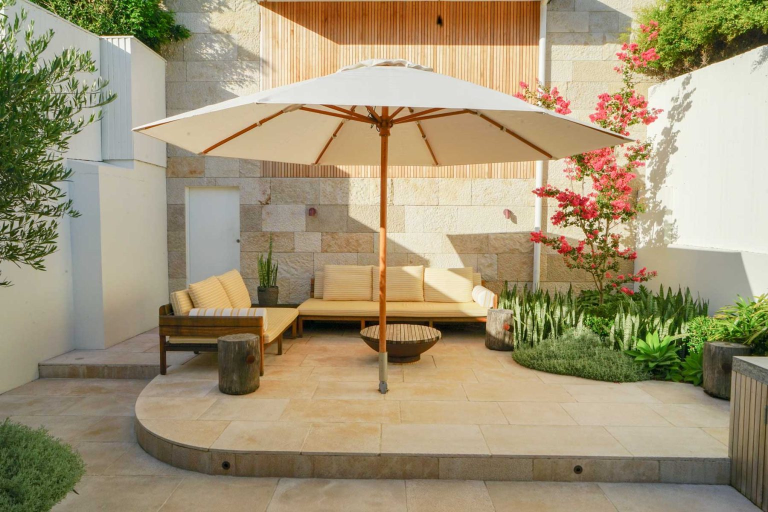 Award-Winning Bondi Beach Courtyard Garden | Bondi Landscapes
