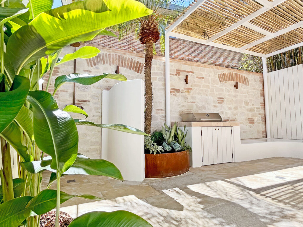 Bondi Beach’s little Mediterranean Courtyard | Bondi Landscapes
