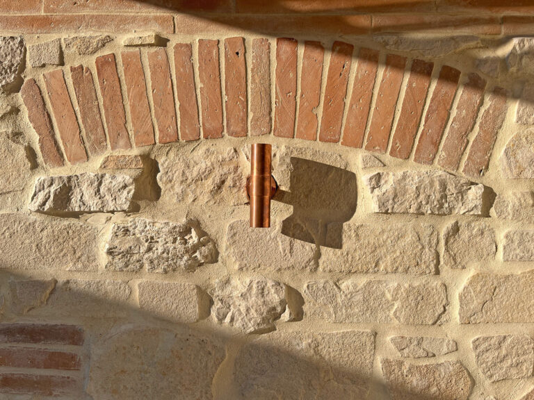 Bondi Beach’s little Mediterranean Courtyard | Bondi Landscapes